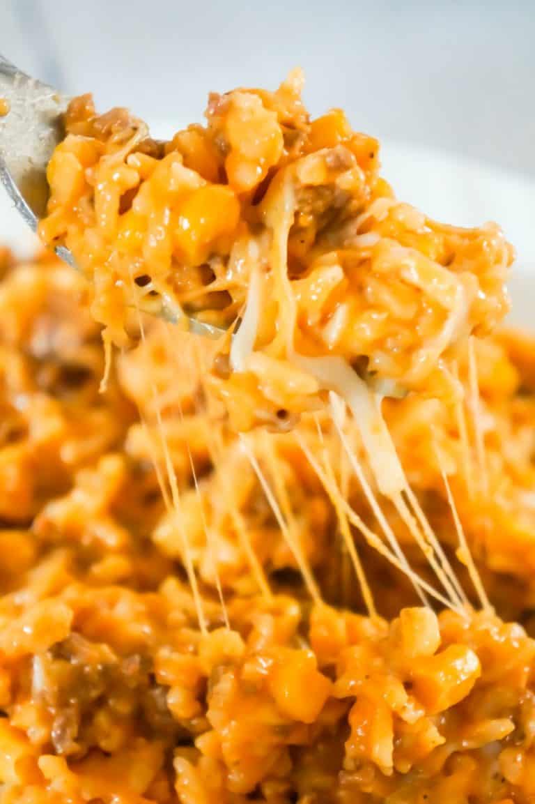 Instant Pot Cheesy Ground Beef and Rice - THIS IS NOT DIET FOOD