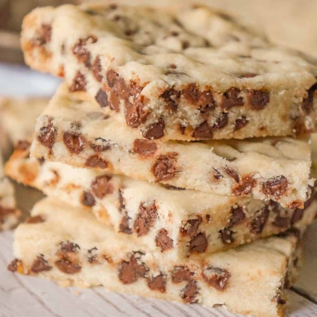 Chocolate Chip Shortbread Cookie Bars - THIS IS NOT DIET FOOD