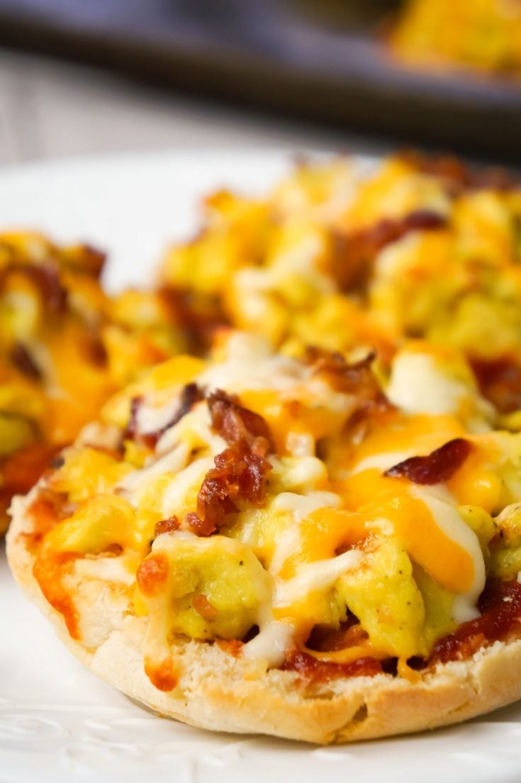 English Muffin Breakfast Pizzas - This is Not Diet Food
