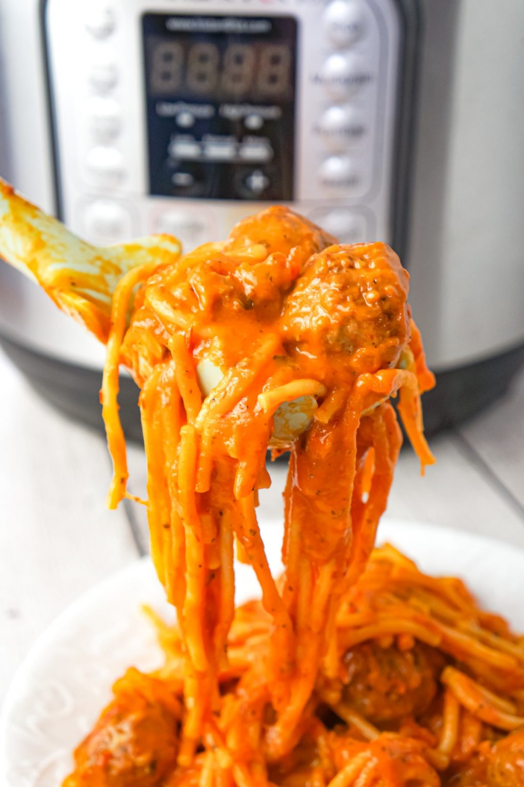 Instant Pot Cheesy Spaghetti and Meatballs - THIS IS NOT DIET FOOD