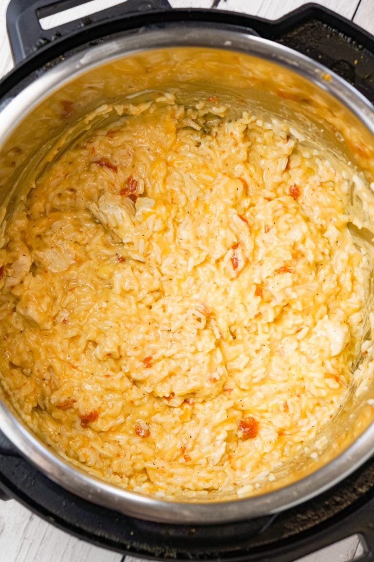 Instant Pot Cheesy Chicken and Rice - THIS IS NOT DIET FOOD