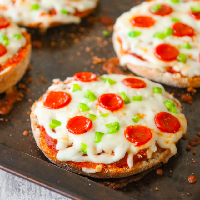 English Muffin Pizzas - THIS IS NOT DIET FOOD