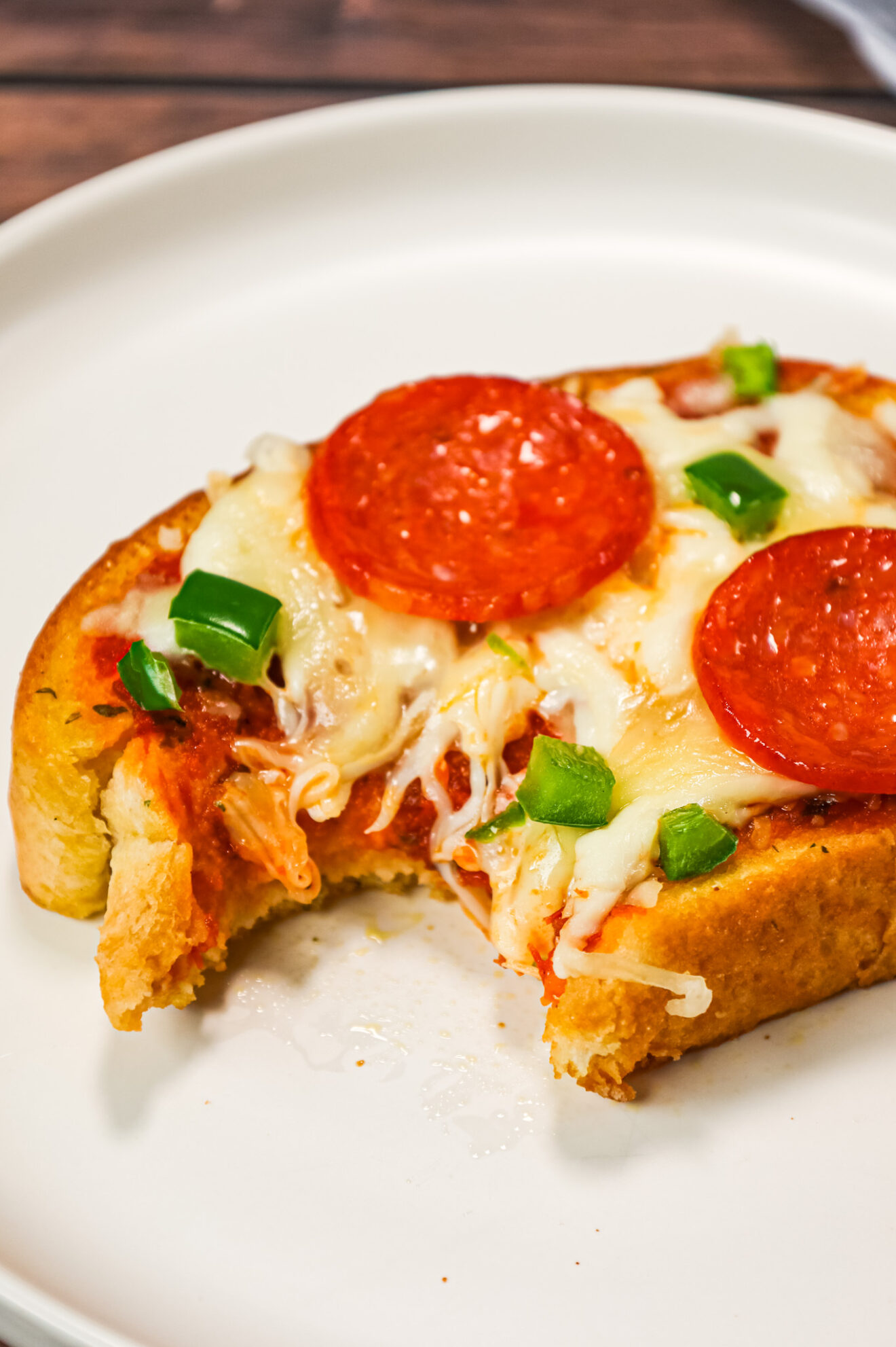 Texas Toast Pizza - THIS IS NOT DIET FOOD