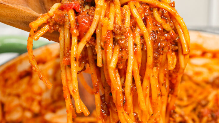 One Pot Chicken Spaghetti - THIS IS NOT DIET FOOD