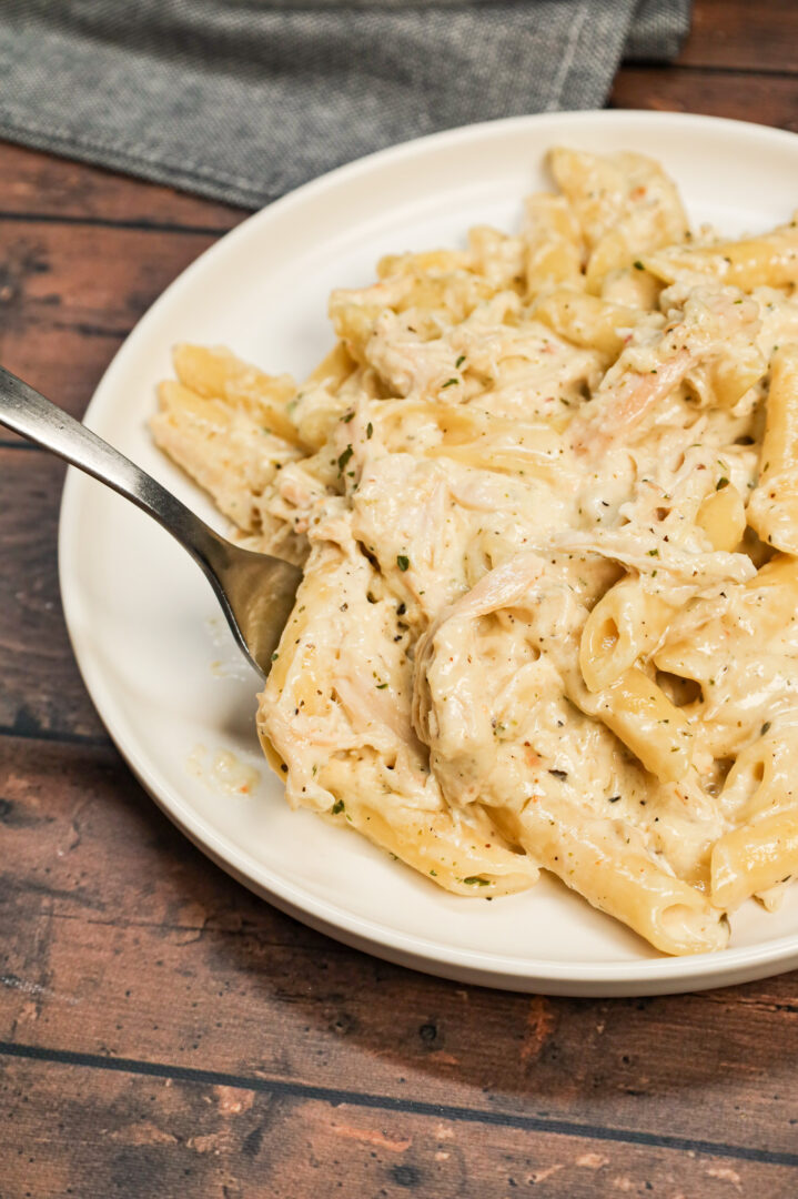 Chicken Alfredo Penne - THIS IS NOT DIET FOOD