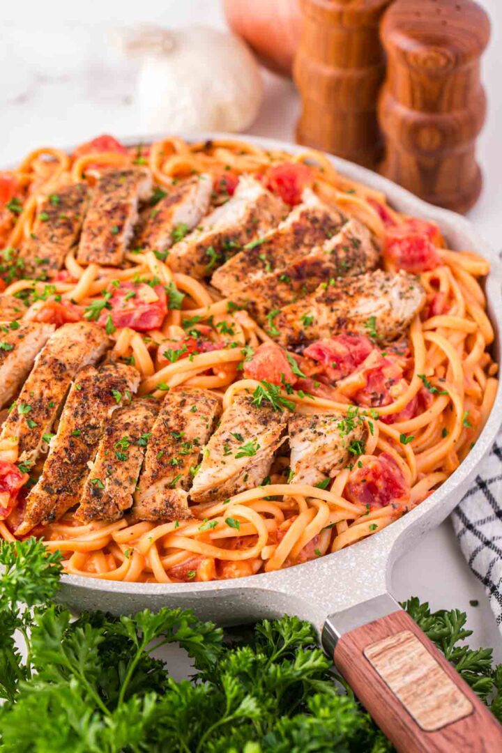 Spicy Chicken Pasta - THIS IS NOT DIET FOOD
