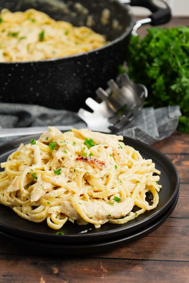Chicken Alfredo Linguine - THIS IS NOT DIET FOOD