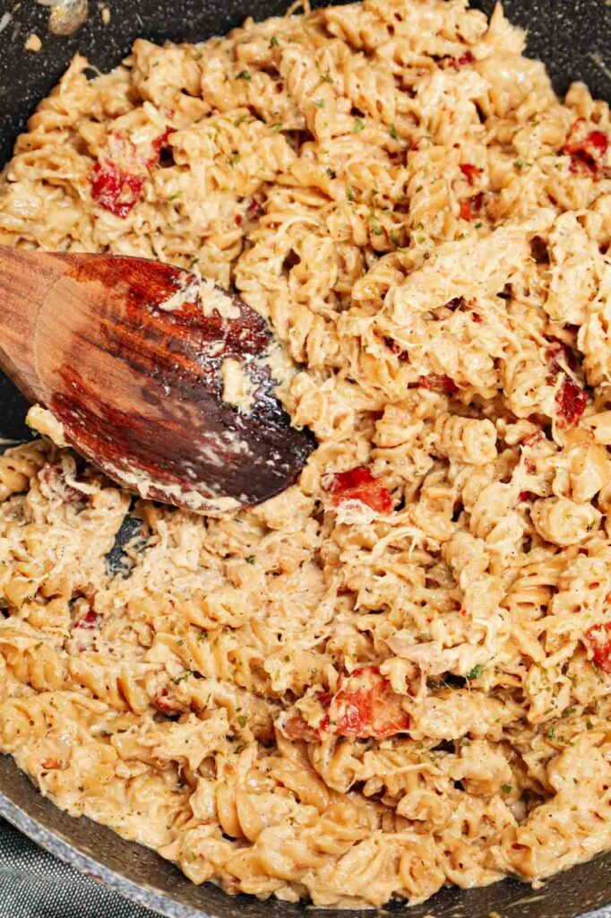 Chicken and Bacon Rotini Alfredo - THIS IS NOT DIET FOOD