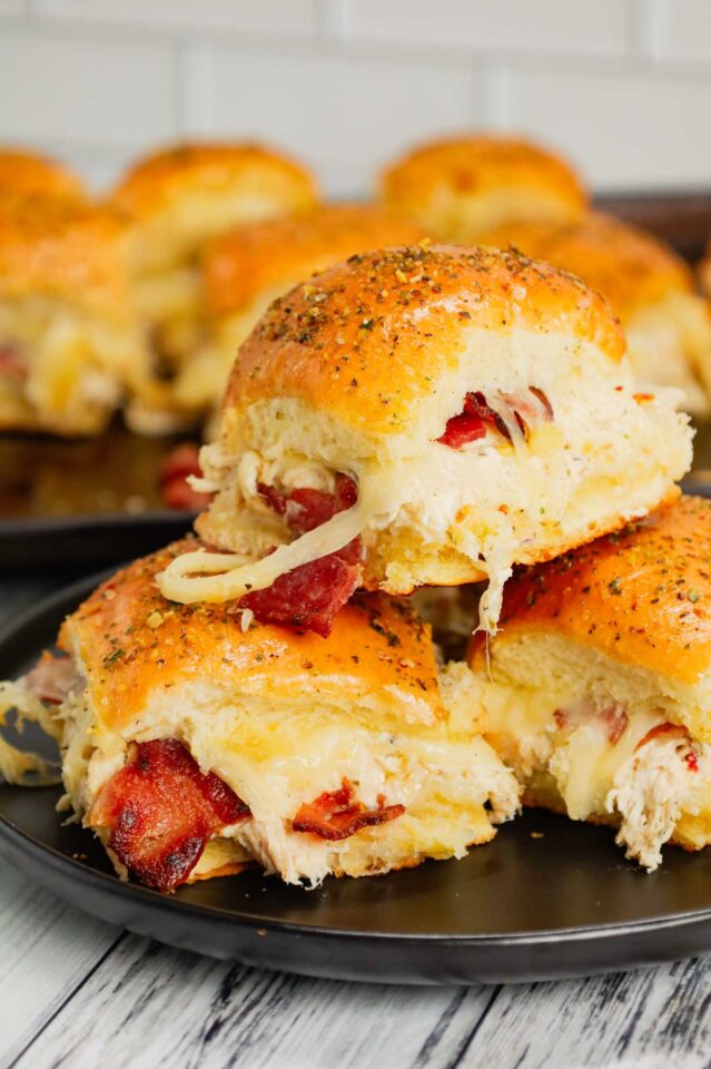 Garlic Parmesan Chicken Sliders - THIS IS NOT DIET FOOD
