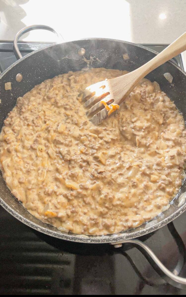 Cheddar Bay Ground Beef Cobbler - THIS IS NOT DIET FOOD