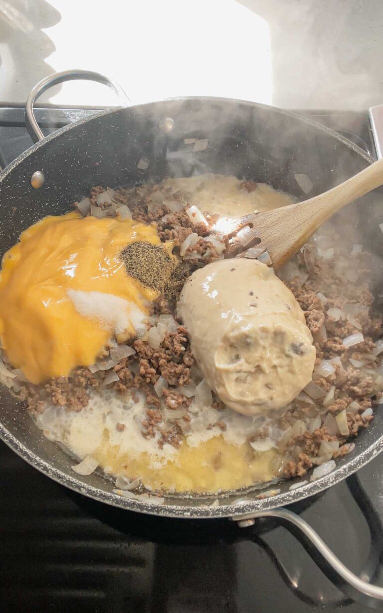 Cheddar Bay Ground Beef Cobbler - THIS IS NOT DIET FOOD