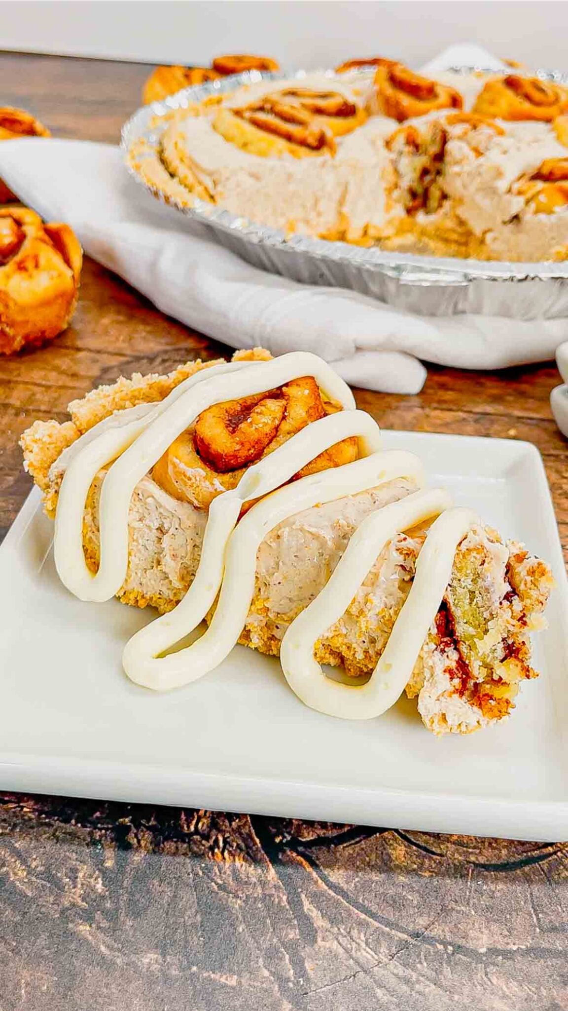 No Bake Cinnamon Roll Cheesecake - THIS IS NOT DIET FOOD